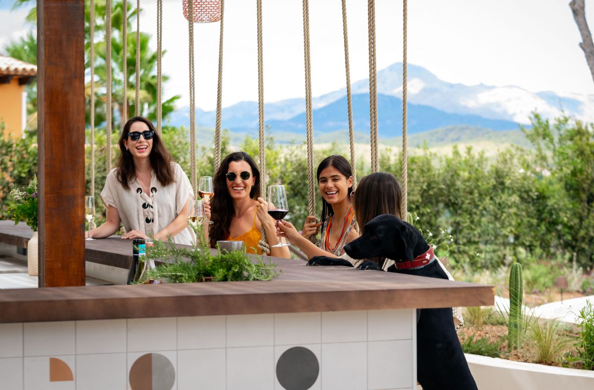Zayt Pool Kitchen & Garden Deli - Kimpton Aysla